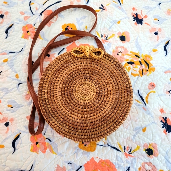 Amazon | Bags | Round Rattan Crossbody Bag | Poshmark